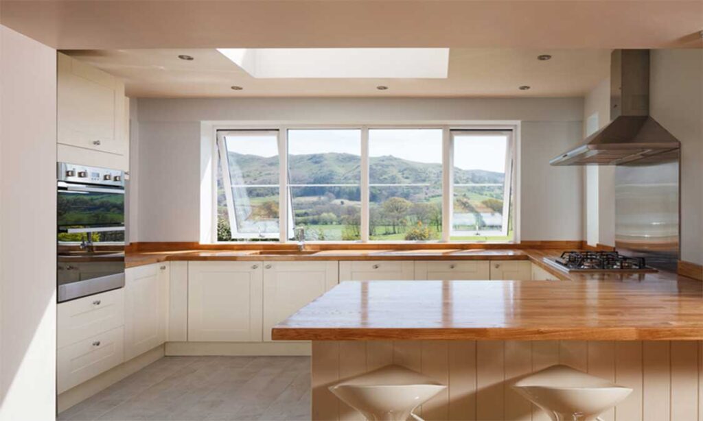 G Shaped Kitchen - modularkitchen