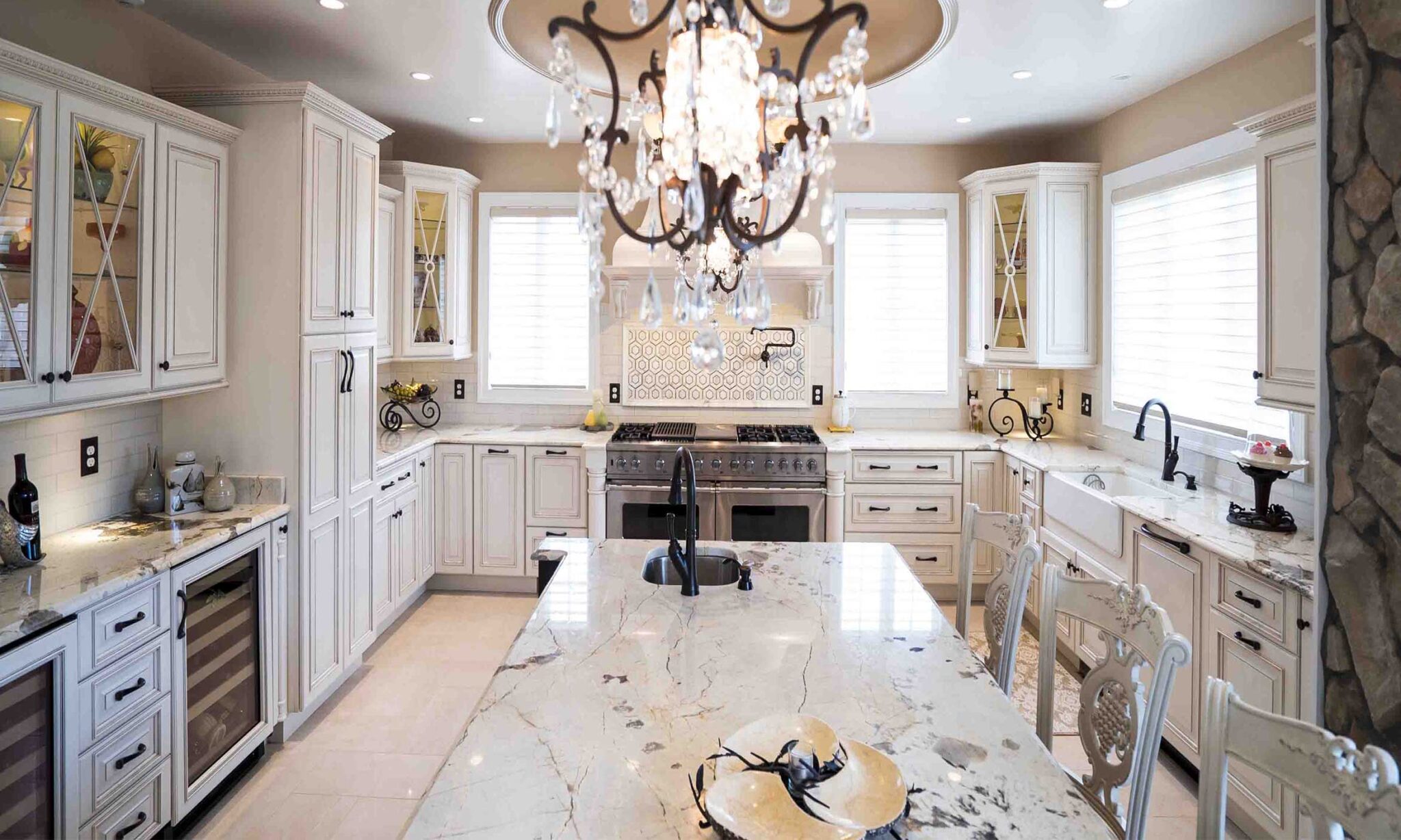 U Shaped Kitchen - modularkitchen